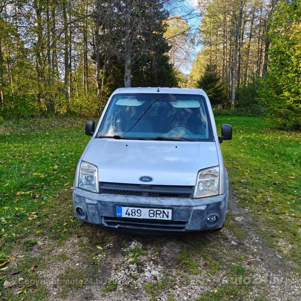 Форд Турнео 2004 в Кярдла на AUTOMOTO.COM.LV Форд Турнео 2004 в Кярдла, объемом двигателя 1.80 л и пробегом 220 тыс. км за 1450 €, фото 3 на AUTOMOTO.COM.LV