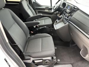 Ford Tourneo 2020 in Vilnius, with an engine capacity of 2.00 L and mileage of 63 thousand km for 23750 €, photo 5 on AUTOMOTO.COM.LV