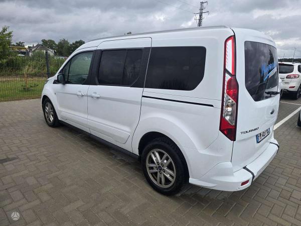 White Ford Tourneo 2019 in Taurage, with an engine capacity of 1.50 L and mileage of 300 thousand km for 8000 €, photo 4 on AUTOMOTO.COM.LV