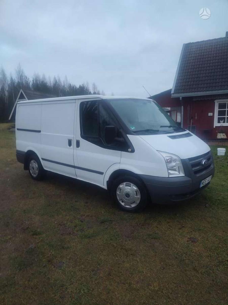 Balts Ford Tourneo 2011 Ukmergė, ar dzinēja tilpumu 2.20 L un nobraukumu 214 tūkst. km par 3300 €, foto 6 vietnē AUTOMOTO.COM.LV