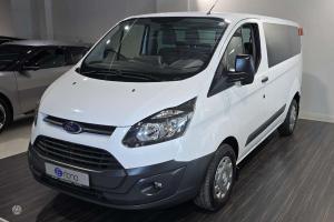 White Ford Tourneo 2016 in Siauliai, with an engine capacity of 2.20 L and mileage of 110 thousand km for 16900 €, photo 2 on AUTOMOTO.COM.LV