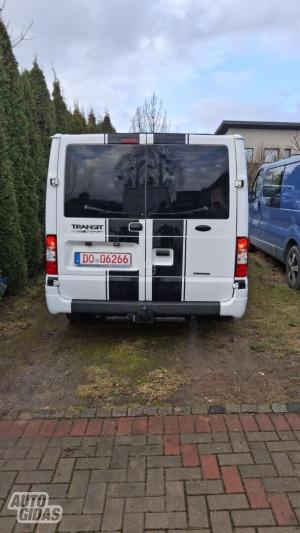 Balts Ford Tourneo 2013 Kauņa, ar dzinēja tilpumu 2.20 L un nobraukumu 212 tūkst. km par 8600 €, foto 5 vietnē AUTOMOTO.COM.LV