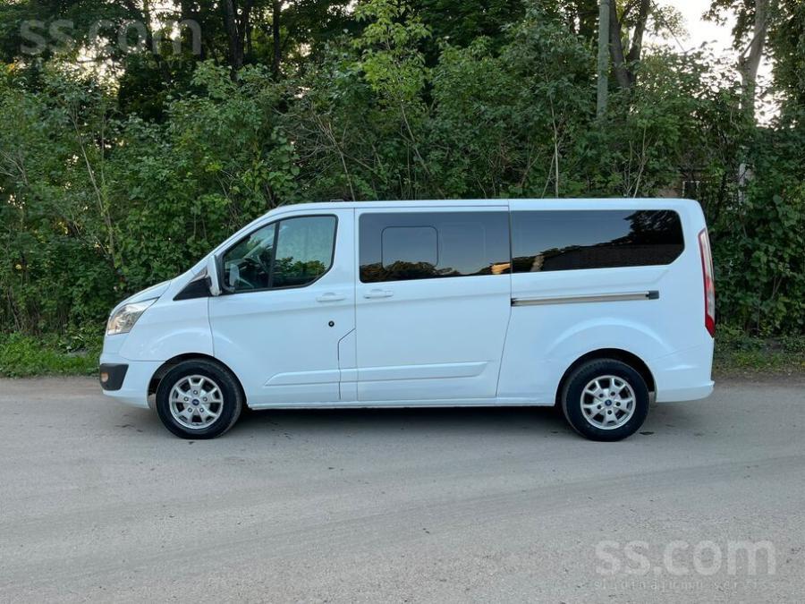 White Ford Tourneo 2013 in Riga, with an engine capacity of 2.20 L and mileage of 0 thousand km for 5999 €, photo 3 on AUTOMOTO.COM.LV