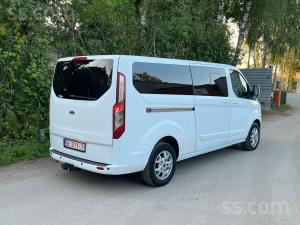 White Ford Tourneo 2013 in Riga, with an engine capacity of 2.20 L and mileage of 0 thousand km for 5999 €, photo 6 on AUTOMOTO.COM.LV