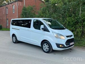 White Ford Tourneo 2013 in Riga, with an engine capacity of 2.20 L and mileage of 0 thousand km for 5999 €, photo 8 on AUTOMOTO.COM.LV