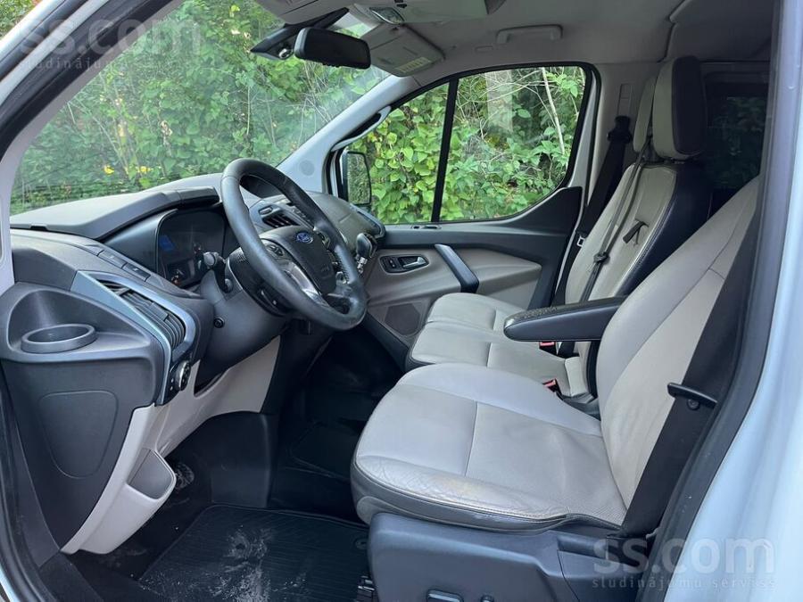 White Ford Tourneo 2013 in Riga, with an engine capacity of 2.20 L and mileage of 0 thousand km for 5999 €, photo 10 on AUTOMOTO.COM.LV