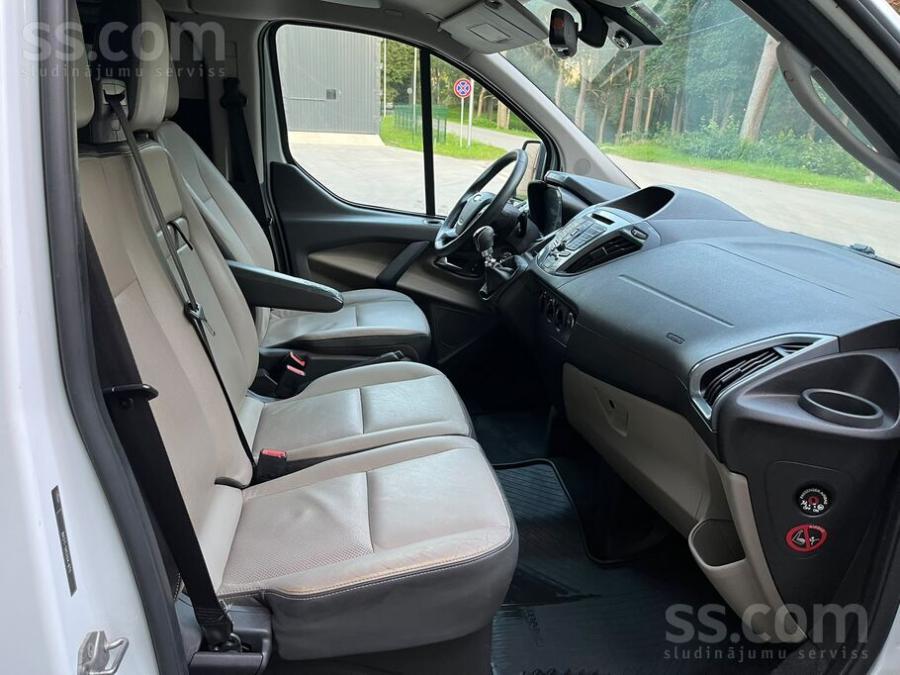 White Ford Tourneo 2013 in Riga, with an engine capacity of 2.20 L and mileage of 0 thousand km for 5999 €, photo 23 on AUTOMOTO.COM.LV