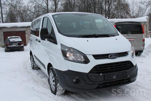 Balts Ford Tourneo 2014 Daugavpils, ar dzinēja tilpumu 2.20 L un nobraukumu 234 tūkst. km par 11790 €, foto 2 vietnē AUTOMOTO.COM.LV
