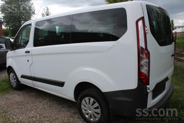 Balts Ford Tourneo 2014 Daugavpils, ar dzinēja tilpumu 2.20 L un nobraukumu 234 tūkst. km par 11490 €, foto 4 vietnē AUTOMOTO.COM.LV