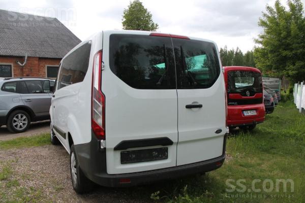 Balts Ford Tourneo 2014 Daugavpils, ar dzinēja tilpumu 2.20 L un nobraukumu 234 tūkst. km par 11490 €, foto 5 vietnē AUTOMOTO.COM.LV