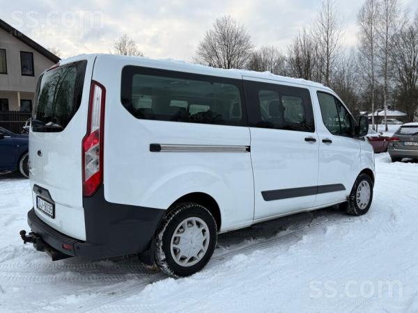 White Ford Tourneo 2017 in Riga, with an engine capacity of 2.00 L and mileage of 0 thousand km for 13900 €, photo 2 on AUTOMOTO.COM.LV