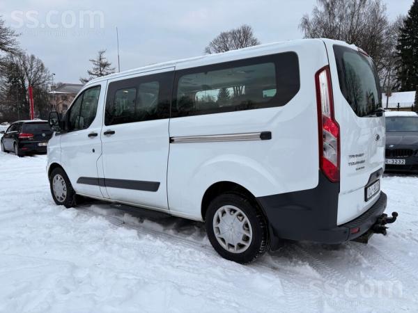 White Ford Tourneo 2017 in Riga, with an engine capacity of 2.00 L and mileage of 0 thousand km for 13900 €, photo 3 on AUTOMOTO.COM.LV