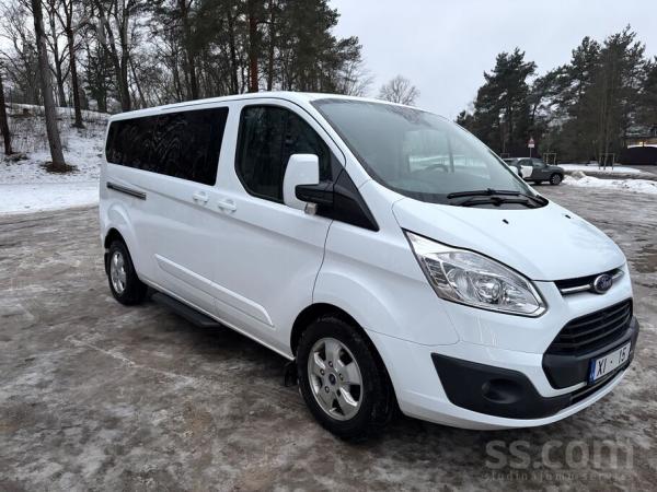 Balts Ford Tourneo 2018 Rīga, ar dzinēja tilpumu 2.00 L un nobraukumu 103 tūkst. km par 18900 €, foto 2 vietnē AUTOMOTO.COM.LV