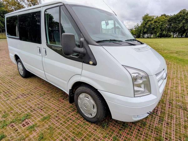 Balts Ford Tourneo 2010 Kauņa, ar dzinēja tilpumu 2.20 L un nobraukumu 280 tūkst. km par 3900 €, foto 7 vietnē AUTOMOTO.COM.LV