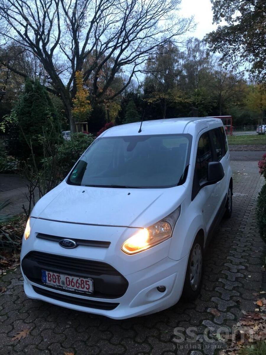 Balts Ford Tourneo 2015 Jelgava, ar dzinēja tilpumu 1.00 L un nobraukumu 146 tūkst. km par 5500 €, foto 1 vietnē AUTOMOTO.COM.LV