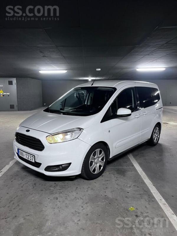 Ford Tourneo 2016 Rīga vietnē Balts Ford Tourneo 2016 Rīga, ar dzinēja tilpumu 1.50 L un nobraukumu 173 tūkst. km par 5000 €, foto 1 vietnē AUTOMOTO.COM.LV