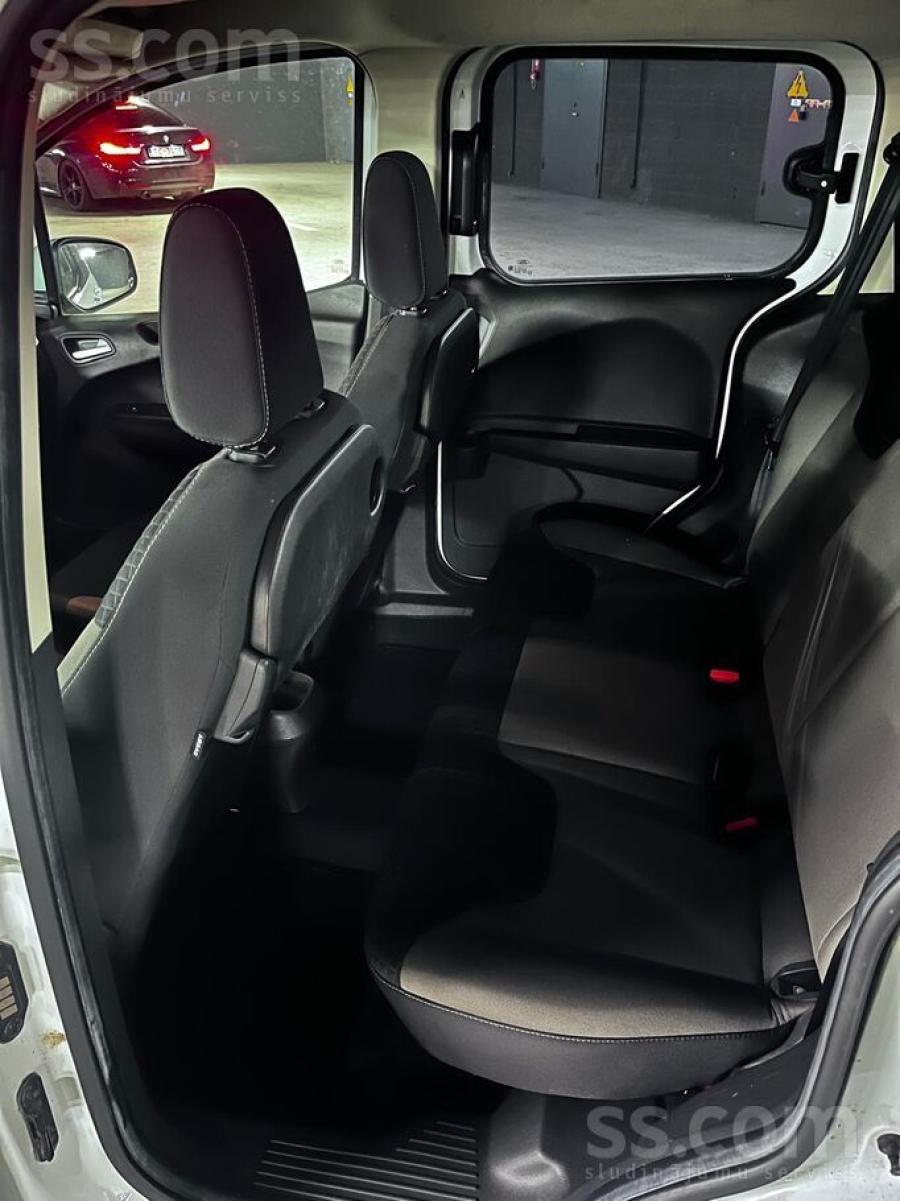 Balts Ford Tourneo 2016 Rīga, ar dzinēja tilpumu 1.50 L un nobraukumu 173 tūkst. km par 5000 €, foto 7 vietnē AUTOMOTO.COM.LV