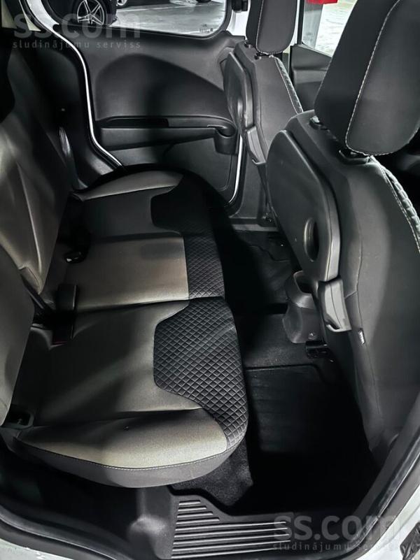 Ford Tourneo 2016 Rīga vietnē Balts Ford Tourneo 2016 Rīga, ar dzinēja tilpumu 1.50 L un nobraukumu 173 tūkst. km par 5000 €, foto 8 vietnē AUTOMOTO.COM.LV