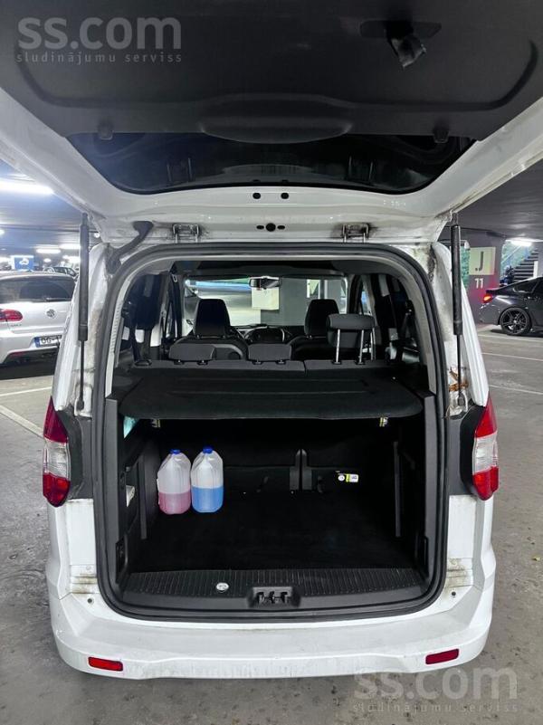 Ford Tourneo 2016 Rīga vietnē Balts Ford Tourneo 2016 Rīga, ar dzinēja tilpumu 1.50 L un nobraukumu 173 tūkst. km par 5000 €, foto 9 vietnē AUTOMOTO.COM.LV