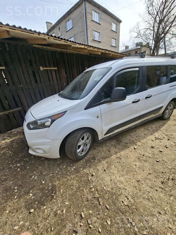 White Ford Tourneo 2017 in Riga, with an engine capacity of 1.50 L and mileage of 180 thousand km for 3300 €, photo 1 on AUTOMOTO.COM.LV