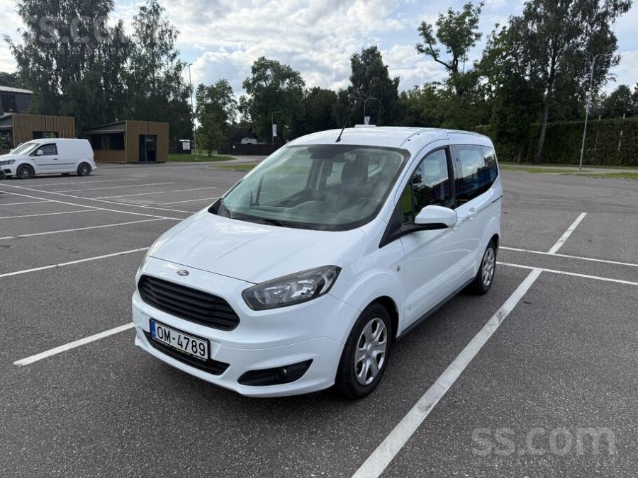 Balts Ford Tourneo 2017 Rīga, ar dzinēja tilpumu 1.00 L un nobraukumu 174 tūkst. km par 5990 €, foto 1 vietnē AUTOMOTO.COM.LV