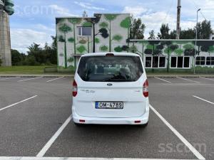 Balts Ford Tourneo 2017 Rīga, ar dzinēja tilpumu 1.00 L un nobraukumu 174 tūkst. km par 5990 €, foto 7 vietnē AUTOMOTO.COM.LV