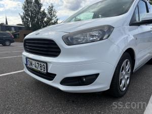 Balts Ford Tourneo 2017 Rīga, ar dzinēja tilpumu 1.00 L un nobraukumu 174 tūkst. km par 5990 €, foto 10 vietnē AUTOMOTO.COM.LV