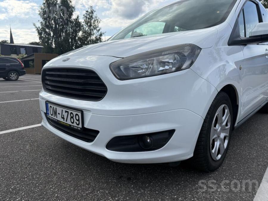 Balts Ford Tourneo 2017 Rīga, ar dzinēja tilpumu 1.00 L un nobraukumu 174 tūkst. km par 5990 €, foto 10 vietnē AUTOMOTO.COM.LV