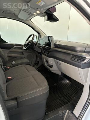 White Ford Tourneo 2024 in Riga, with an engine capacity of 2.00 L and mileage of 30 thousand km for 41900 €, photo 15 on AUTOMOTO.COM.LV