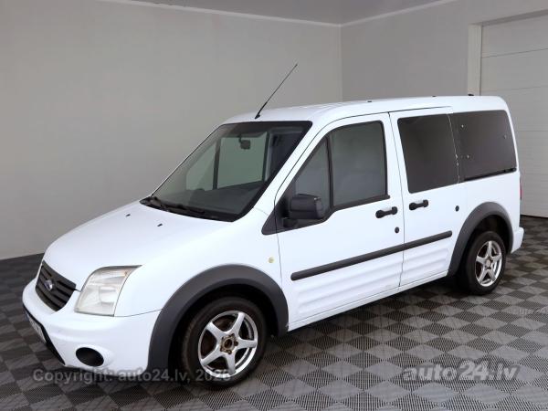 White Ford Tourneo 2010 in Tallinn, with an engine capacity of 1.80 L and mileage of 274 thousand km for 1699 €, photo 2 on AUTOMOTO.COM.LV