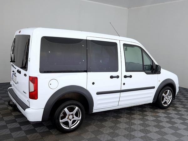 Balts Ford Tourneo 2010 Tallina, ar dzinēja tilpumu 1.80 L un nobraukumu 274 tūkst. km par 1299 €, foto 3 vietnē AUTOMOTO.COM.LV