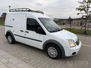 Balts Ford Tourneo 2012 Jelgava, ar dzinēja tilpumu 1.80 L un nobraukumu 232 tūkst. km par 3490 €, foto 4 vietnē AUTOMOTO.COM.LV