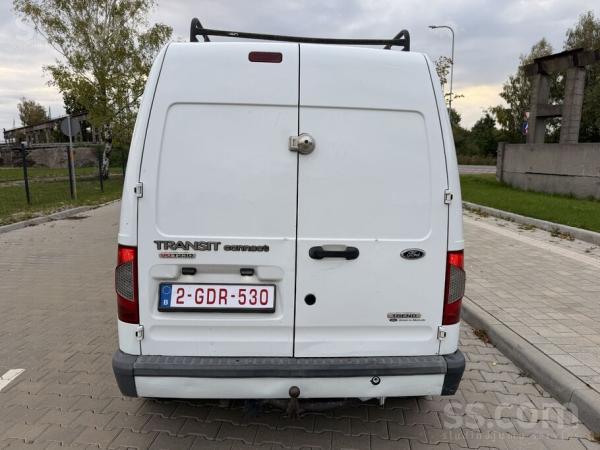Ford Tourneo 2012 Jelgava vietnē Balts Ford Tourneo 2012 Jelgava, ar dzinēja tilpumu 1.80 L un nobraukumu 232 tūkst. km par 3490 €, foto 6 vietnē AUTOMOTO.COM.LV