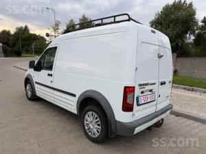 Balts Ford Tourneo 2012 Jelgava, ar dzinēja tilpumu 1.80 L un nobraukumu 232 tūkst. km par 3490 €, foto 7 vietnē AUTOMOTO.COM.LV