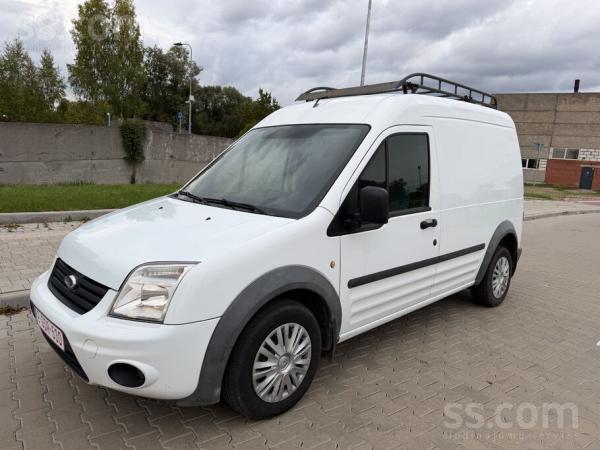 Ford Tourneo 2012 Jelgava vietnē Balts Ford Tourneo 2012 Jelgava, ar dzinēja tilpumu 1.80 L un nobraukumu 232 tūkst. km par 3490 €, foto 9 vietnē AUTOMOTO.COM.LV
