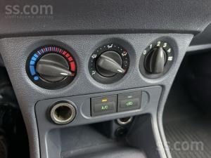 Balts Ford Tourneo 2012 Jelgava, ar dzinēja tilpumu 1.80 L un nobraukumu 232 tūkst. km par 3490 €, foto 16 vietnē AUTOMOTO.COM.LV