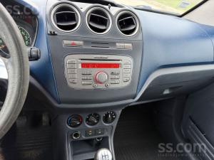 Balts Ford Tourneo 2012 Jelgava, ar dzinēja tilpumu 1.80 L un nobraukumu 232 tūkst. km par 3490 €, foto 17 vietnē AUTOMOTO.COM.LV