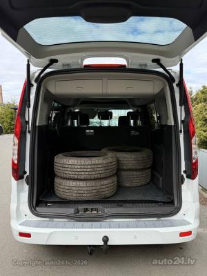 White Ford Tourneo 2014 in Tallinn, with an engine capacity of 1.60 L and mileage of 213 thousand km for 8990 €, photo 17 on AUTOMOTO.COM.LV