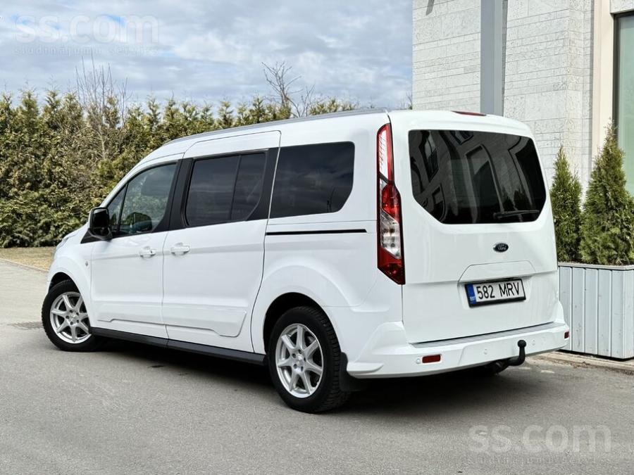 White Ford Tourneo 2014 in Valka, with an engine capacity of 1.60 L and mileage of 213 thousand km for 8990 €, photo 12 on AUTOMOTO.COM.LV