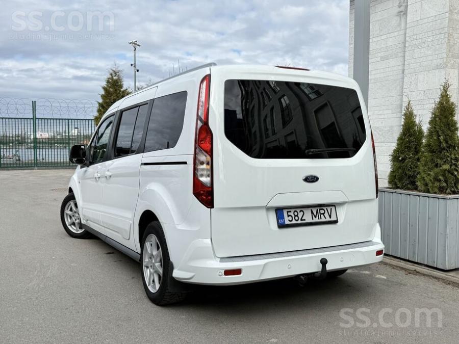 White Ford Tourneo 2014 in Valka, with an engine capacity of 1.60 L and mileage of 213 thousand km for 8990 €, photo 14 on AUTOMOTO.COM.LV