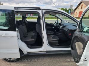 Balts Ford Tourneo 2015 Paide, ar dzinēja tilpumu 1.60 L un nobraukumu 243 tūkst. km par 5690 €, foto 9 vietnē AUTOMOTO.COM.LV