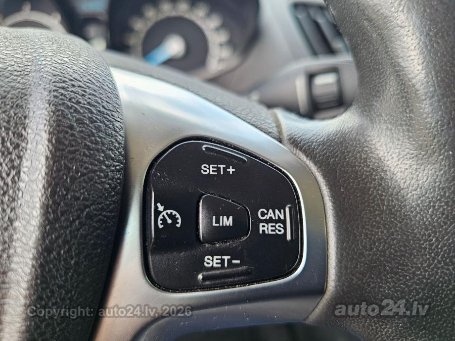 Balts Ford Tourneo 2015 Paide, ar dzinēja tilpumu 1.60 L un nobraukumu 243 tūkst. km par 5690 €, foto 15 vietnē AUTOMOTO.COM.LV