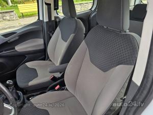 Balts Ford Tourneo 2015 Paide, ar dzinēja tilpumu 1.60 L un nobraukumu 243 tūkst. km par 5690 €, foto 19 vietnē AUTOMOTO.COM.LV