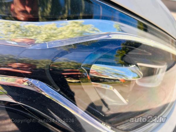 Balts Ford Tourneo 2021 Tallina, ar dzinēja tilpumu 2.00 L un nobraukumu 241 tūkst. km par 22950 €, foto 4 vietnē AUTOMOTO.COM.LV