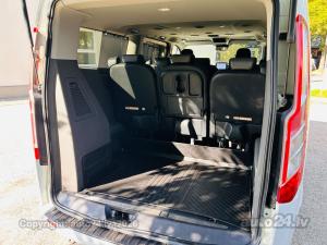 Balts Ford Tourneo 2021 Tallina, ar dzinēja tilpumu 2.00 L un nobraukumu 241 tūkst. km par 22950 €, foto 9 vietnē AUTOMOTO.COM.LV