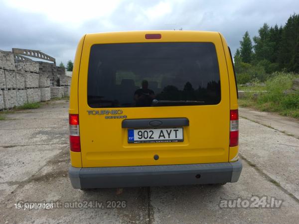 Yellow Ford Tourneo 2007 in Parnu, with an engine capacity of 1.80 L and mileage of 211 thousand km for 550 €, photo 5 on AUTOMOTO.COM.LV