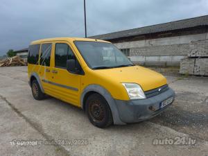 Yellow Ford Tourneo 2007 in Parnu, with an engine capacity of 1.80 L and mileage of 211 thousand km for 550 €, photo 7 on AUTOMOTO.COM.LV
