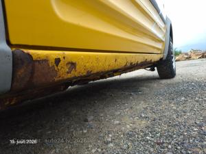 Yellow Ford Tourneo 2007 in Parnu, with an engine capacity of 1.80 L and mileage of 211 thousand km for 550 €, photo 13 on AUTOMOTO.COM.LV