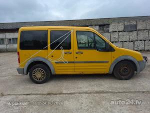 Yellow Ford Tourneo 2007 in Parnu, with an engine capacity of 1.80 L and mileage of 211 thousand km for 550 €, photo 22 on AUTOMOTO.COM.LV