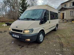Smilšu krāsa Ford Transit 2004 Rapla, ar dzinēja tilpumu 2.40 L un nobraukumu 315 tūkst. km par 4500 €, foto  vietnē AUTOMOTO.COM.LV
